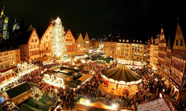 Atmosfere natalizie: Annecy e i suoi Mercatini di Natale - Agenzia ...